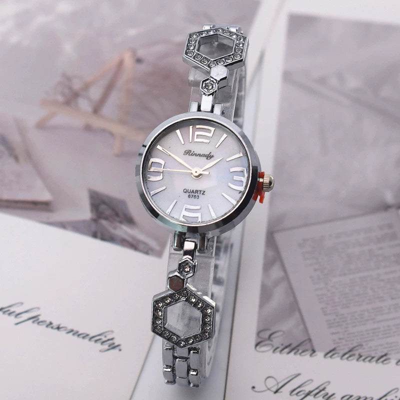 Fashion Girls Quartz Watch Alloy Case And Strap Round Dial Imitation ...