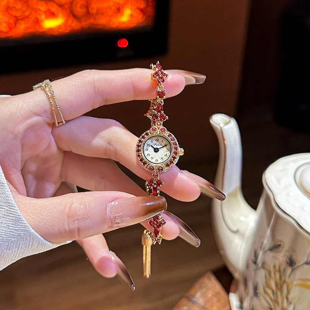 Ladies Alloy Bracelet Watch With Round Dial Medieval Style – GoodDiy