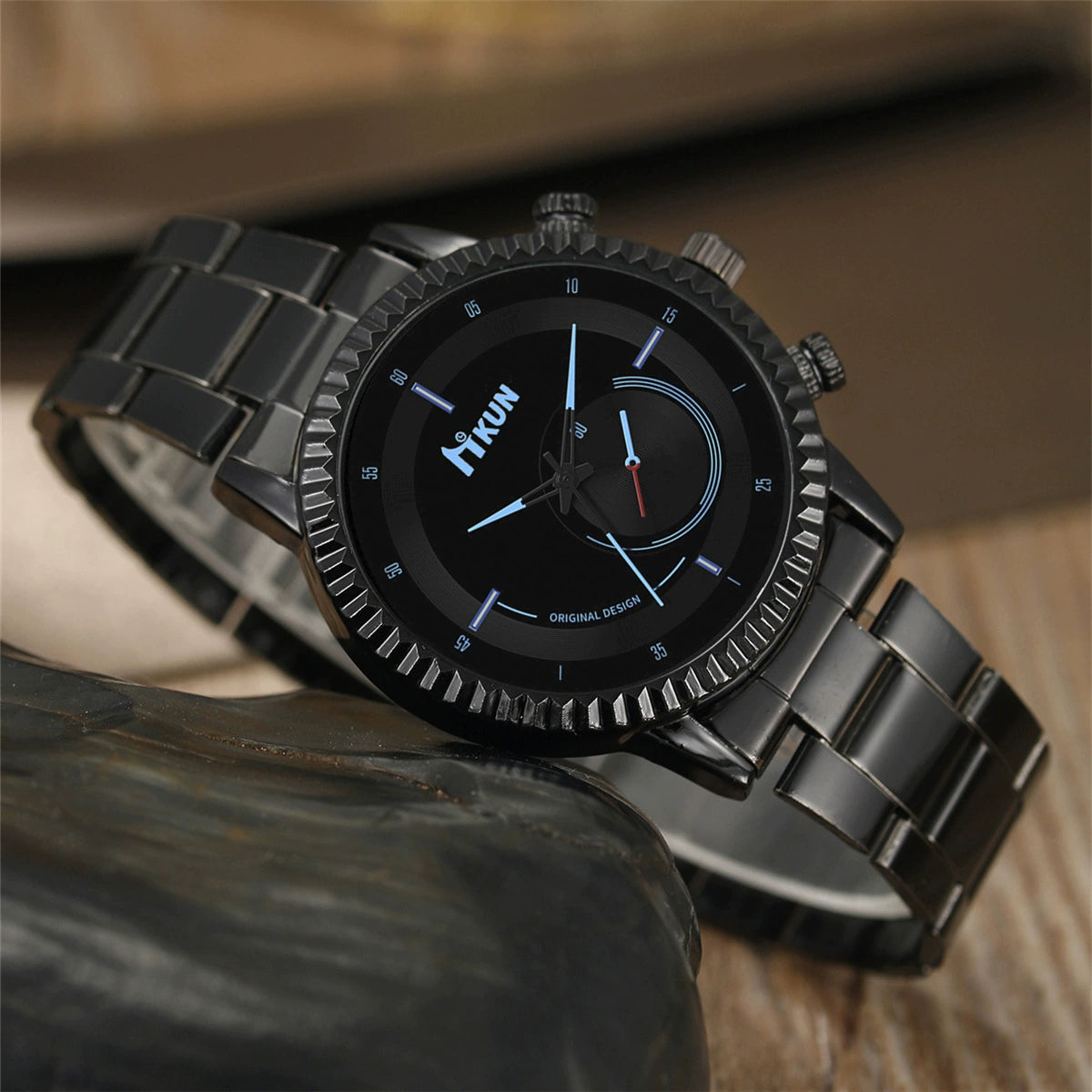 Men's Alloy And Stainless Steel Band Fashion Round Dial Gear Dial ...