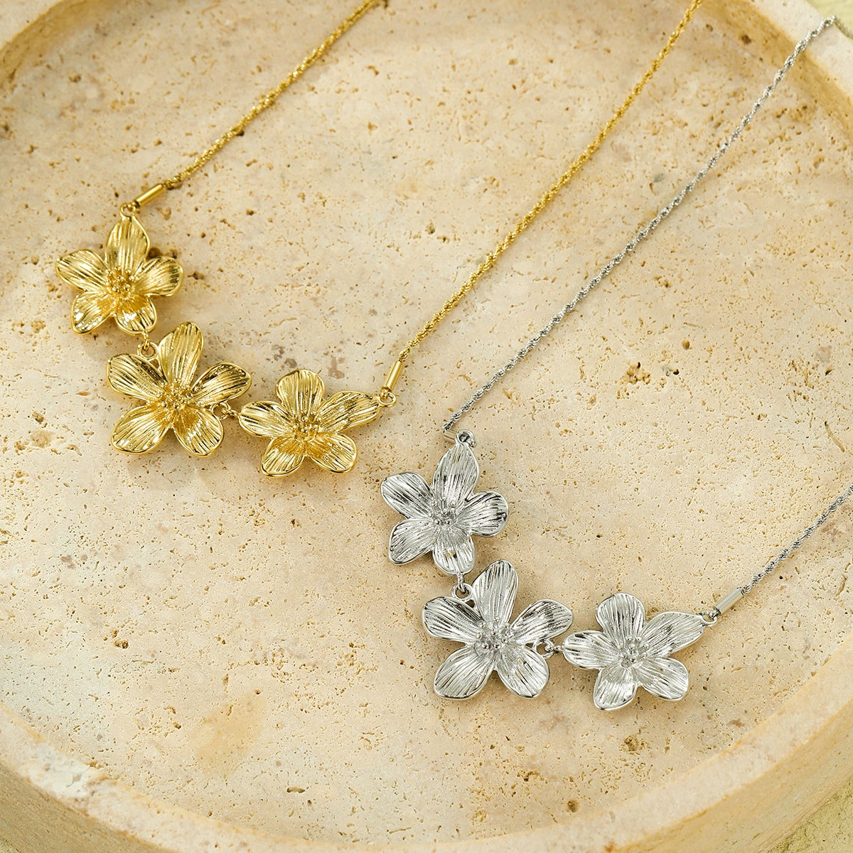 Pleated Flower Pendant Necklace Stainless Steel Electroplating For Wom ...