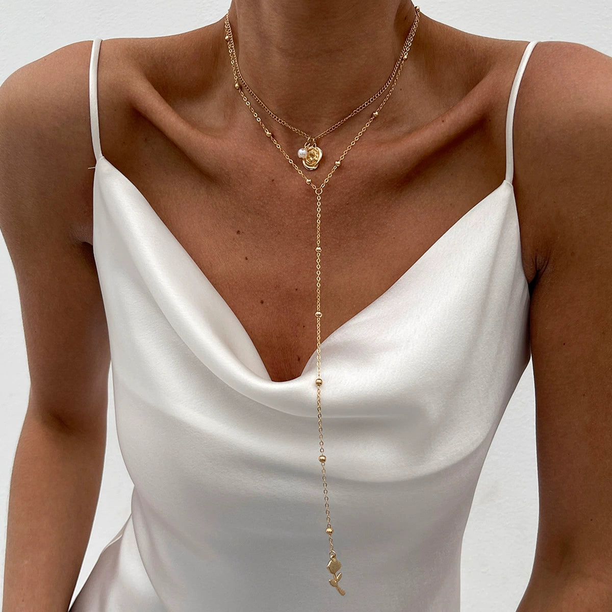 Simple Style Flower Geometric Alloy Pendant Copperclad Iron Chain ...