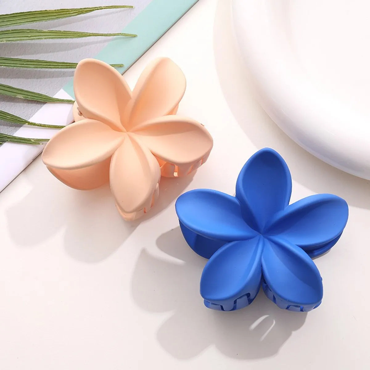 Sweet Flower Plastic Resin Hair Claws – GoodDiy