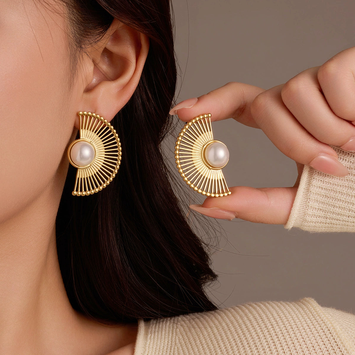 Vintage Titanium Steel And Stainless Steel Fanshaped Striped Pearl Ear ...