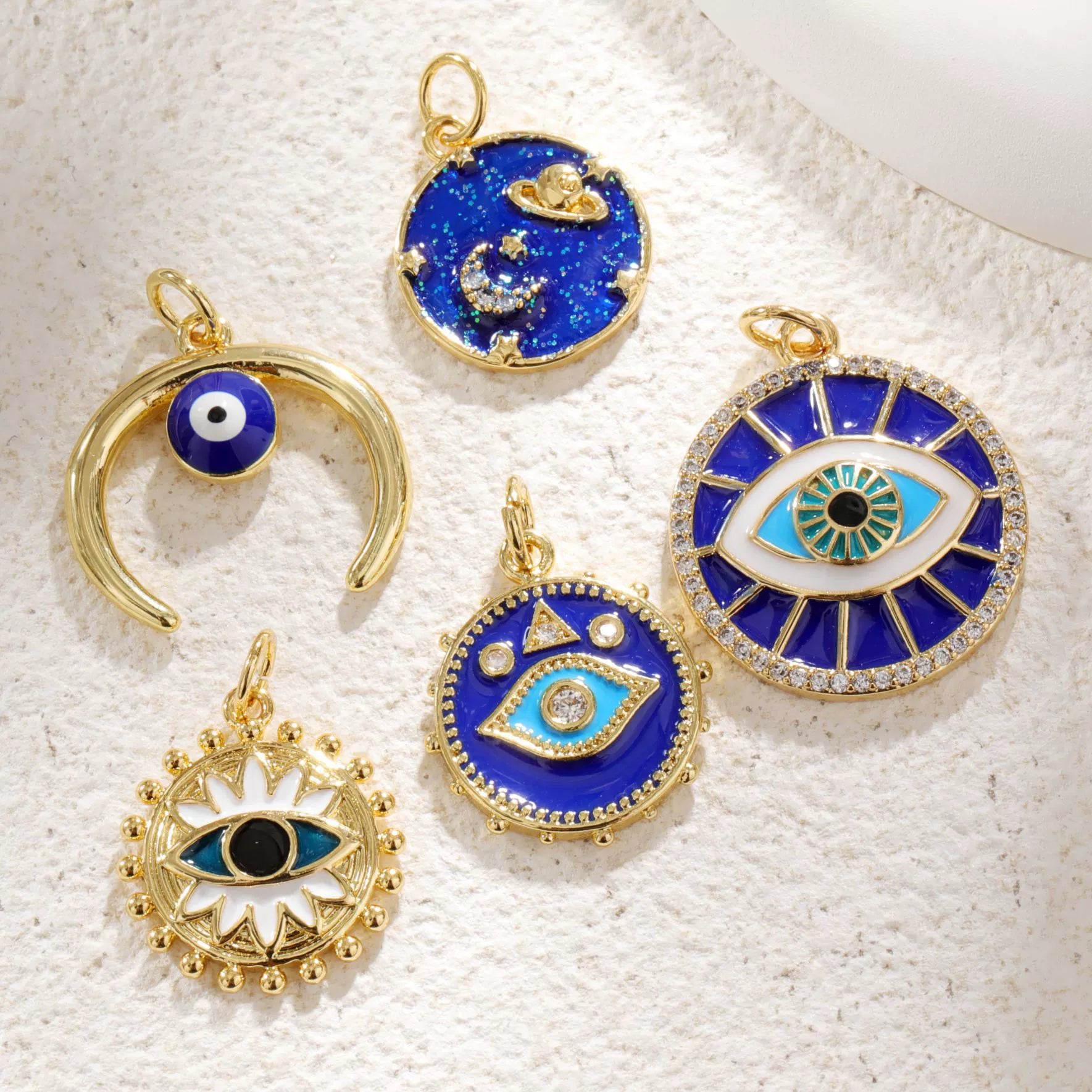 Wholesale Jewelry Goldplated Copper Star Dripping Oil Eye Pendant – GoodDiy
