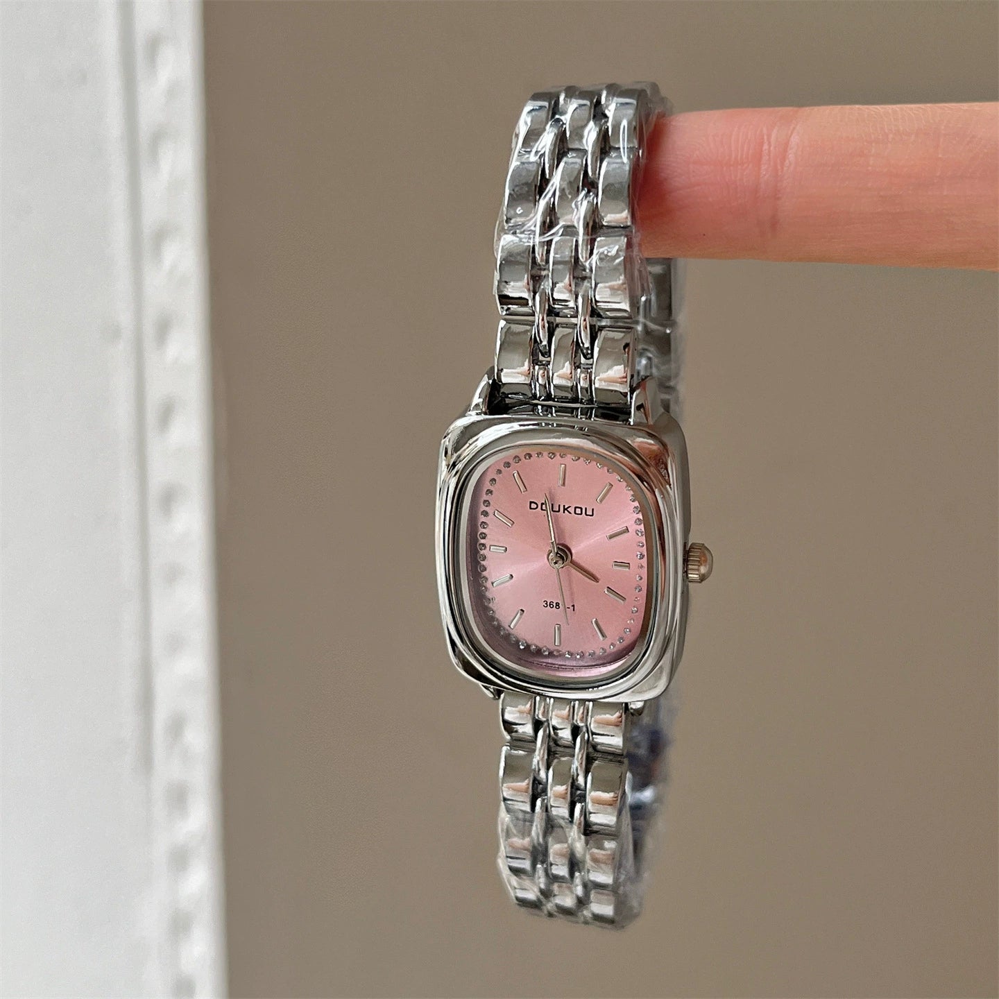 Women's Alloy Square And Round Dial Quartz Watch With Onion Crown And ...
