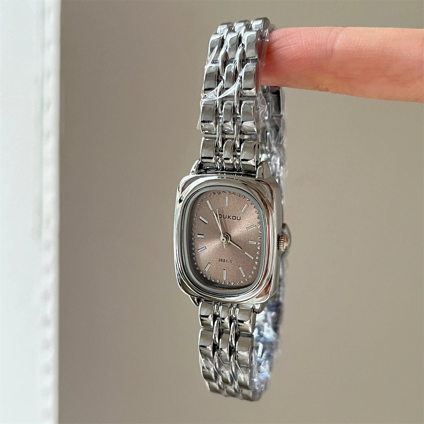 Women's Alloy Square And Round Dial Quartz Watch With Onion Crown And ...