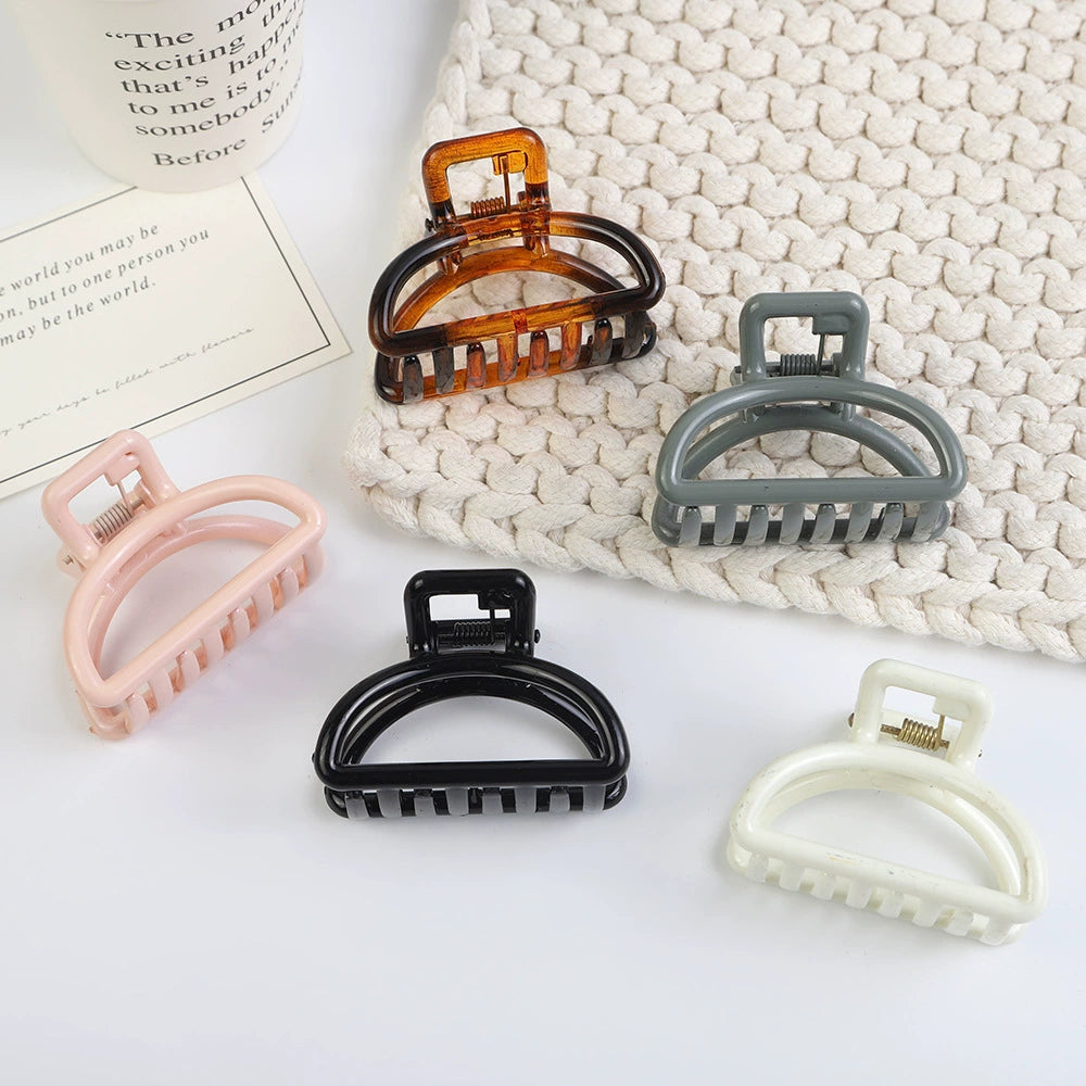 Women's Fashion Ol Style Plastic And Resin Semicircle Shark Clip With ...