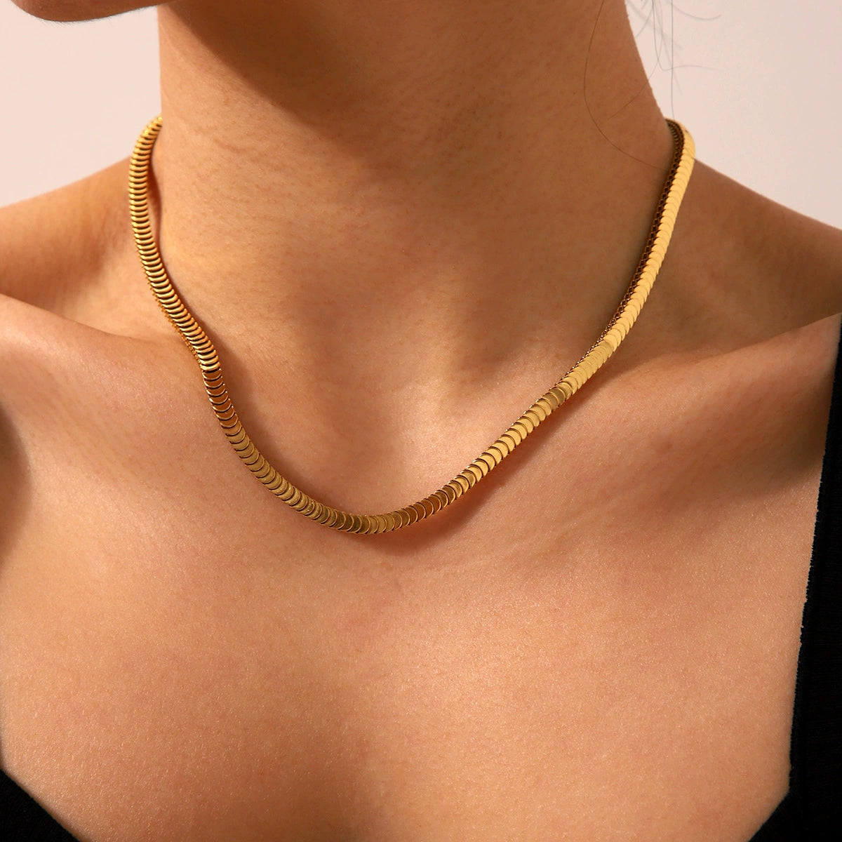 Women's Metal Cold Style Centipede Chain Stainless Steel And Titanium ...